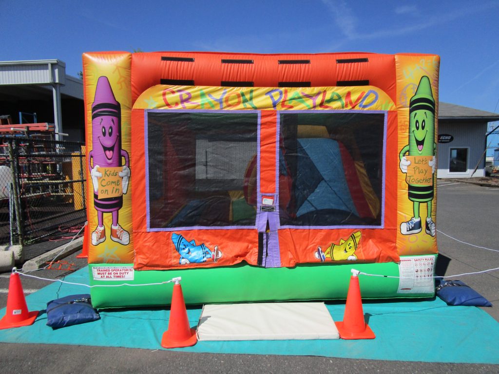 Crayon 3 in 1 Combo Inflatable - Rental-World