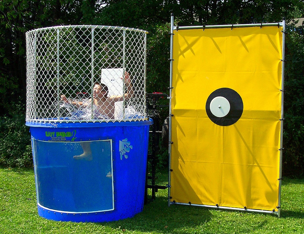 Dunk Tank - Rental-World